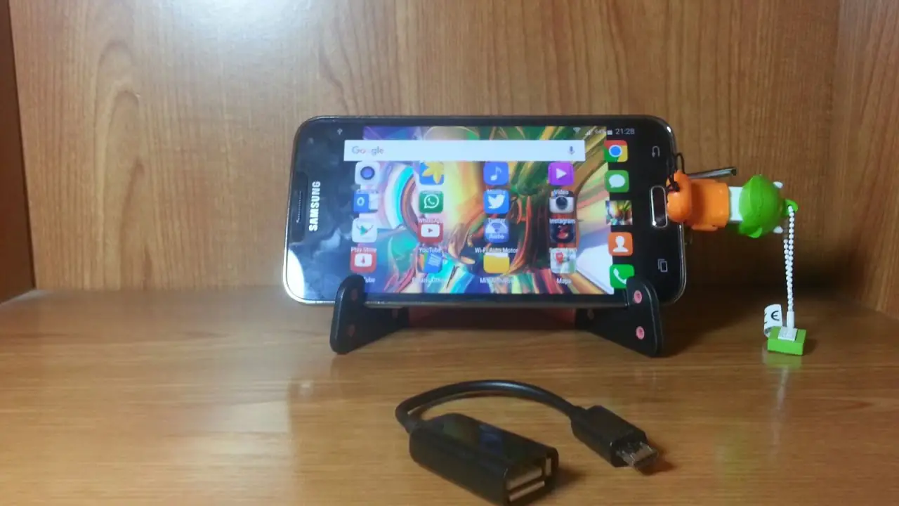 ¿Qué hacer si mi celular no reconoce el cable OTG?